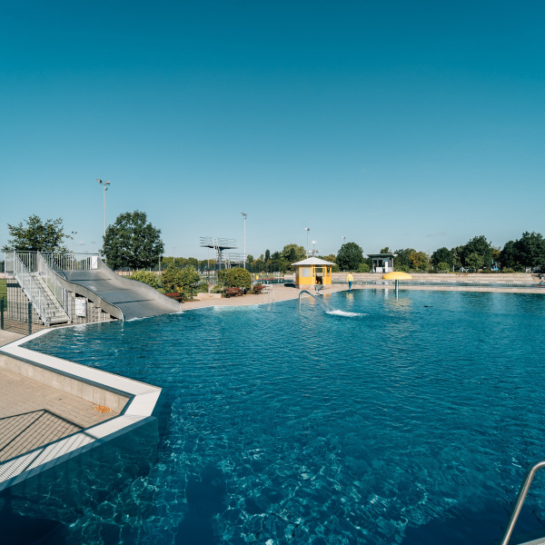 Freibad Rheinbad - Bäder für Düsseldorf